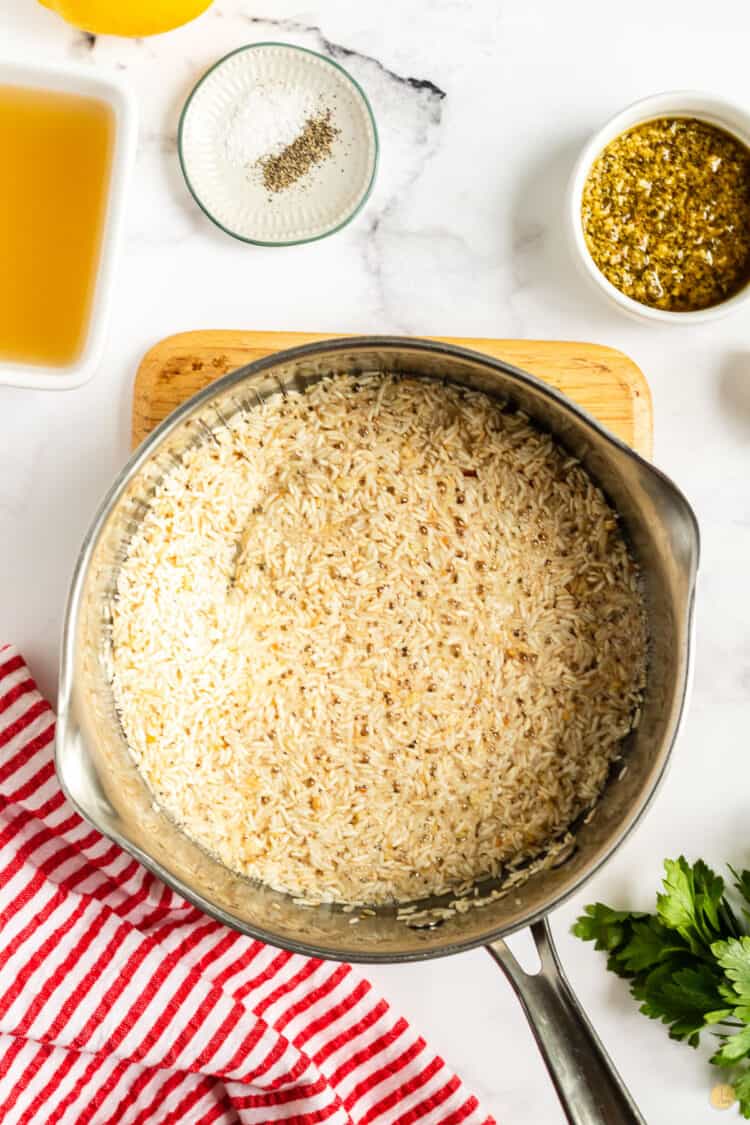 Easy Pesto Rice - Leftovers Then Breakfast
